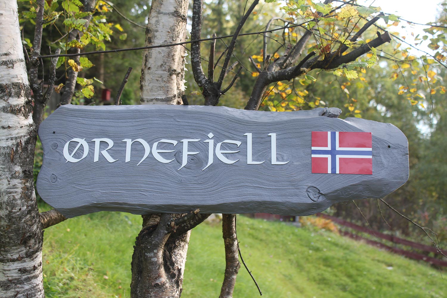 Ørnefjell – Vinstra Treskilt – Håndverkskilt frå Gudbrandsdalen